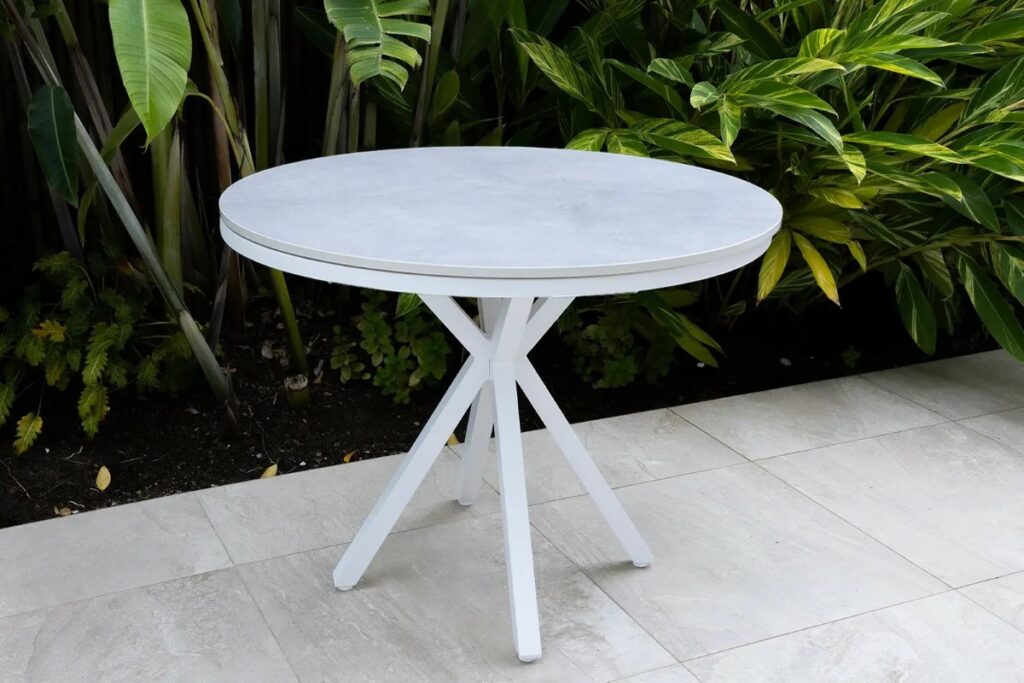 Cove Round Ceramic Outdoor Dining Table | White | Modern Style