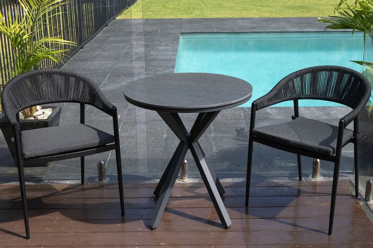 Cove Round Ceramic Table With Chairs 3Pc Set | Modern Style